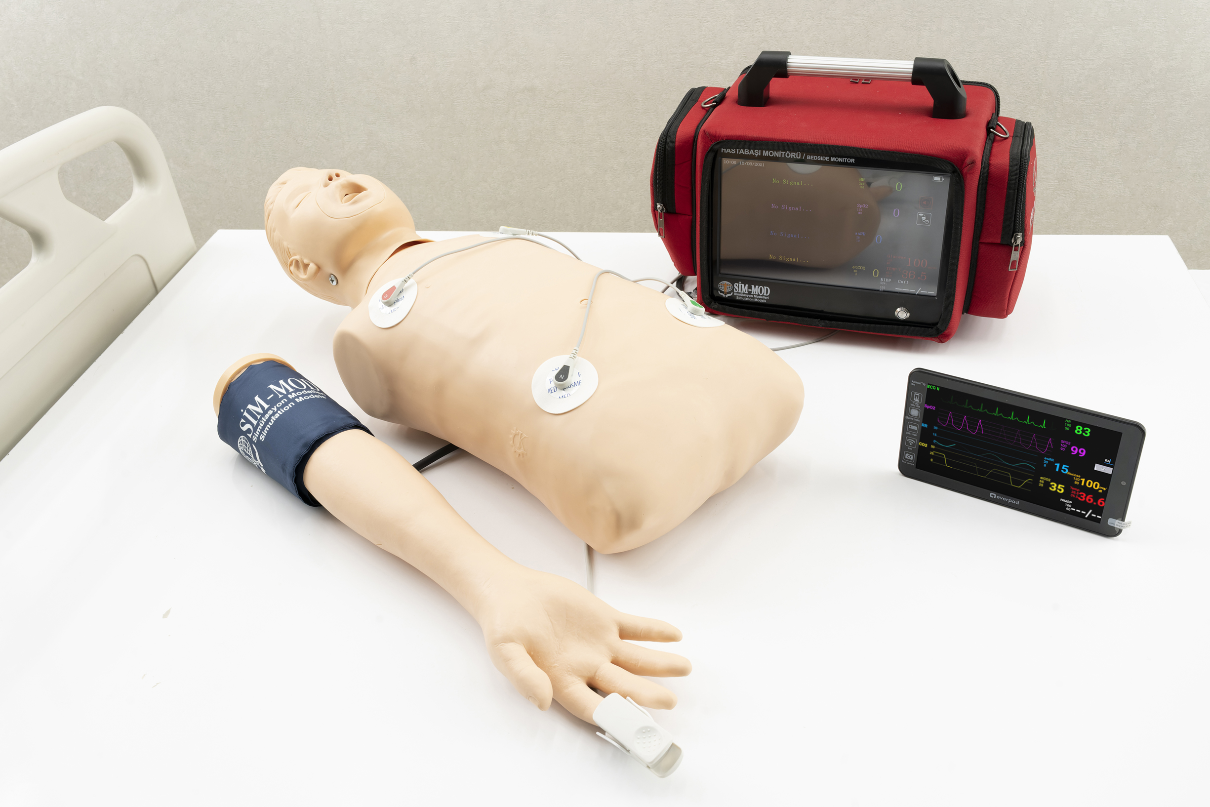 BEDSIDE PATIENT MONITOR - SIM-MOD